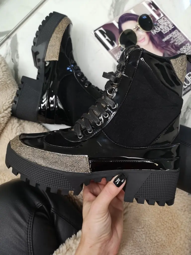 Alkalmi Hajak Szalagavatóra