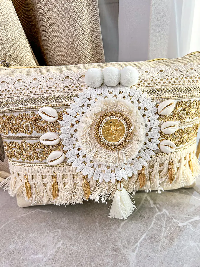 Hímzett női táska YOLANDA | Starstyle.hu