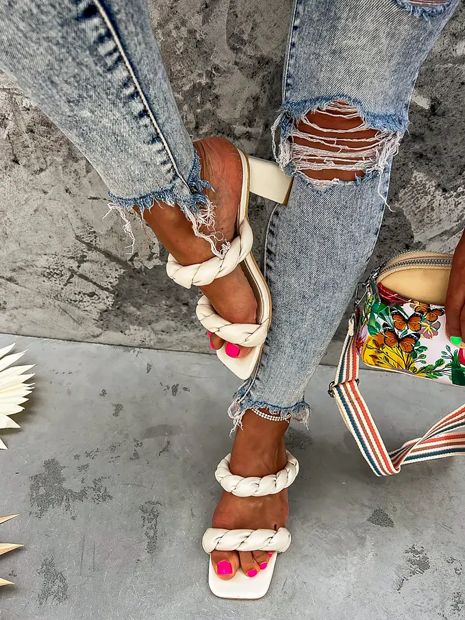 Magassarkú papucs TAHIRA | Starstyle.hu