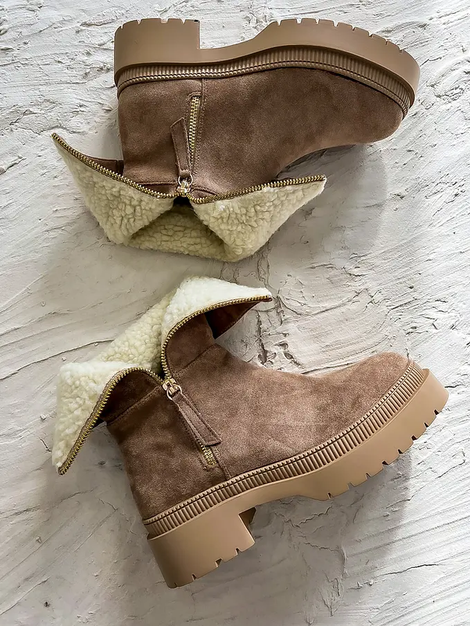 Velúr bokacsizma LYLAH | Starstyle.hu