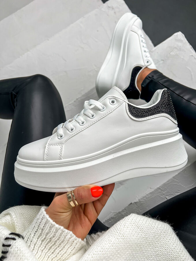 Platformos női sportcipő THALARA | Starstyle.hu