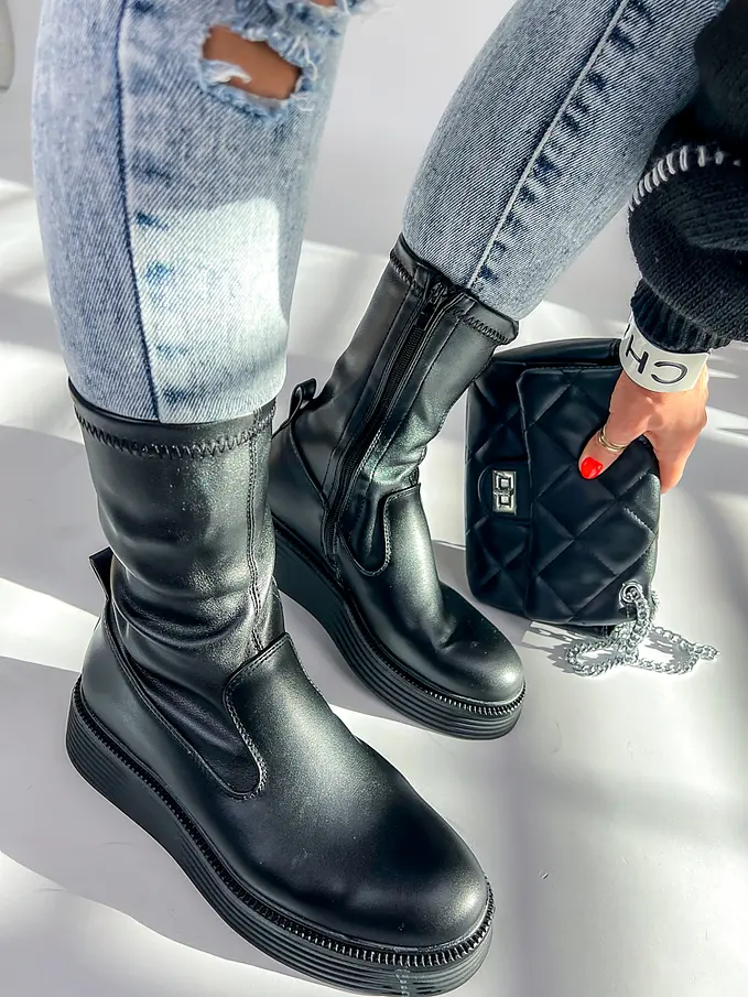 Fekete bokacsizma AYISHA | Starstyle.hu