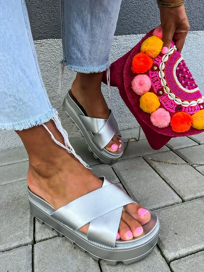 Platformos papucs | Starstyle.hu