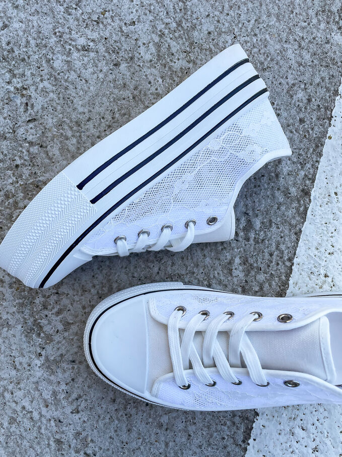 Platformos csipkés sportcipő NINA | Starstyle.hu